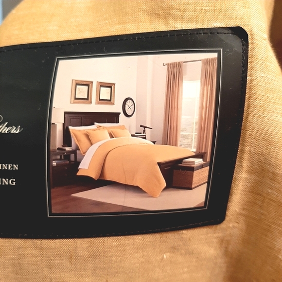 Brooks Brothers | Bedding | Brooks Brothers European Flax Linen King ...